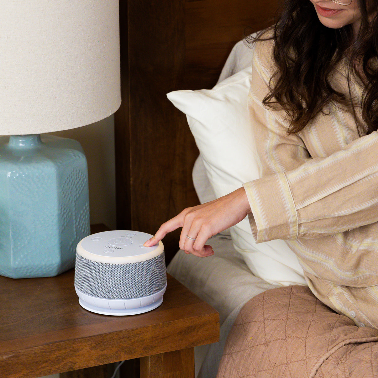 Dohm Nova Sound Machine and Night Light Sound Machine | Yogasleep
